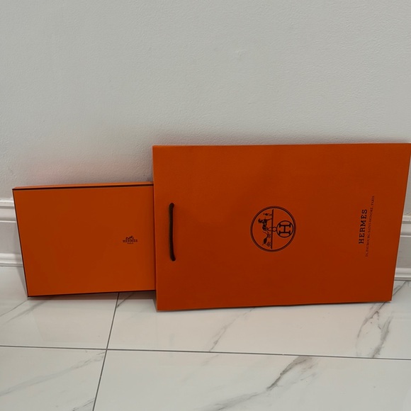 Hermes | Accessories | Herms Authentic Orange Gift Bag And Box Set ...